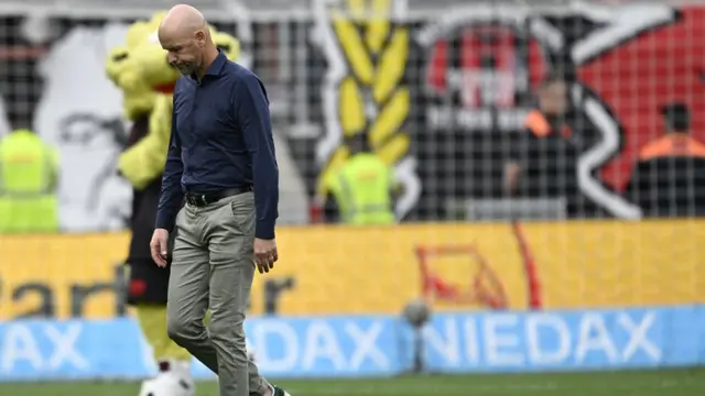 Baru 3 Pertandingan, Erik ten Hag Dikabarkan Segera Dipecat Bayer ...