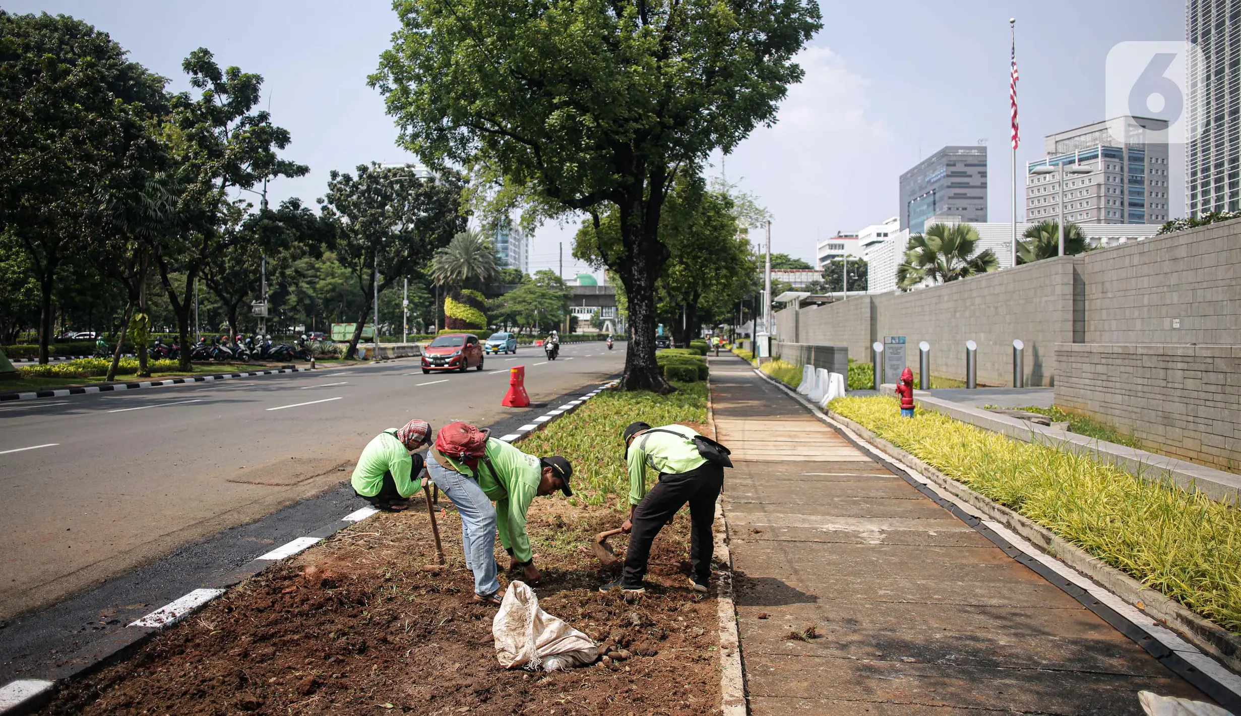 10 Tahun Ditutup, Trotoar di Depan Kedubes AS Akhirnya Dibuka - Foto ...