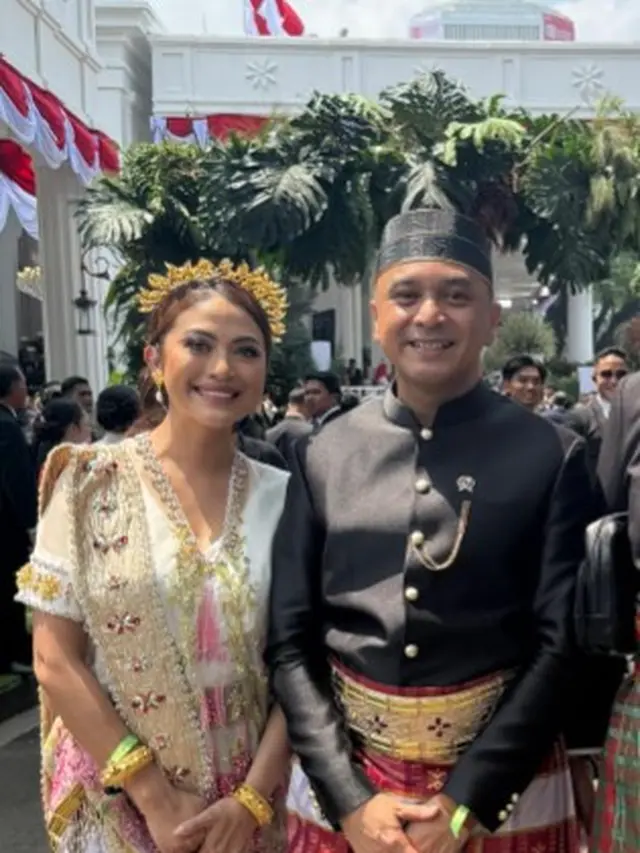 Potret Cynthia Ganesha di Upacara HUT RI ke-80, Perdana sebagai Istri Wakil Menteri Kebudayaan ...