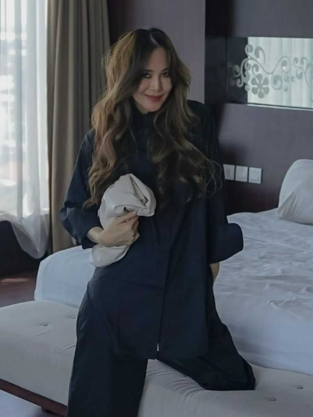 Ultah ke-48, Ini 12 Potret Ina Thomas yang Masih Ayu dan Body Goals ...