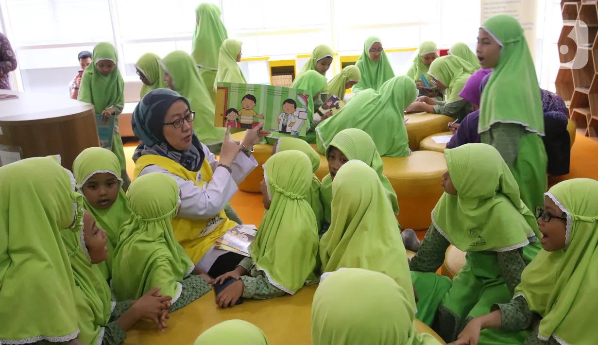 FOTO: Warna-warni Ruang Baca Ramah Anak, Lansia, dan Disabilitas di ...