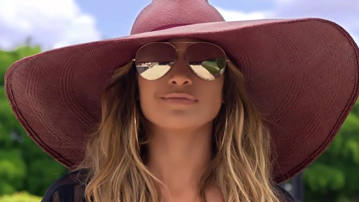 Sempat Dikecam, Jennifer Lopez Justru Tampil Makin Seksi - ShowBiz ...