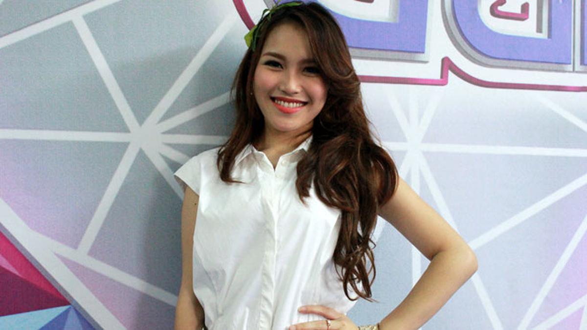Ayu Ting Ting Ingin Lagunya Booming Lagi - ShowBiz Liputan6.com