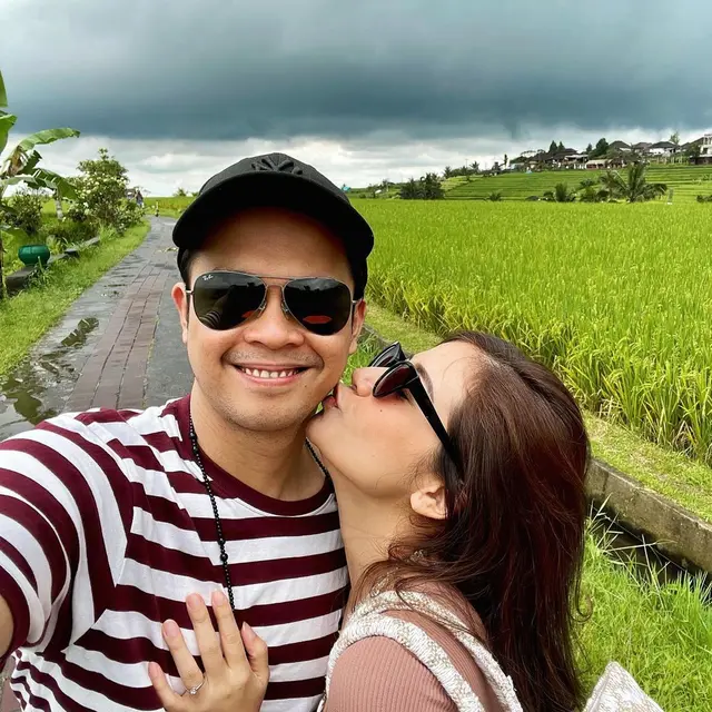 Istri Rio Alief Drummer NOAH Meninggal Dunia Karena Kanker, Ini 6 ...