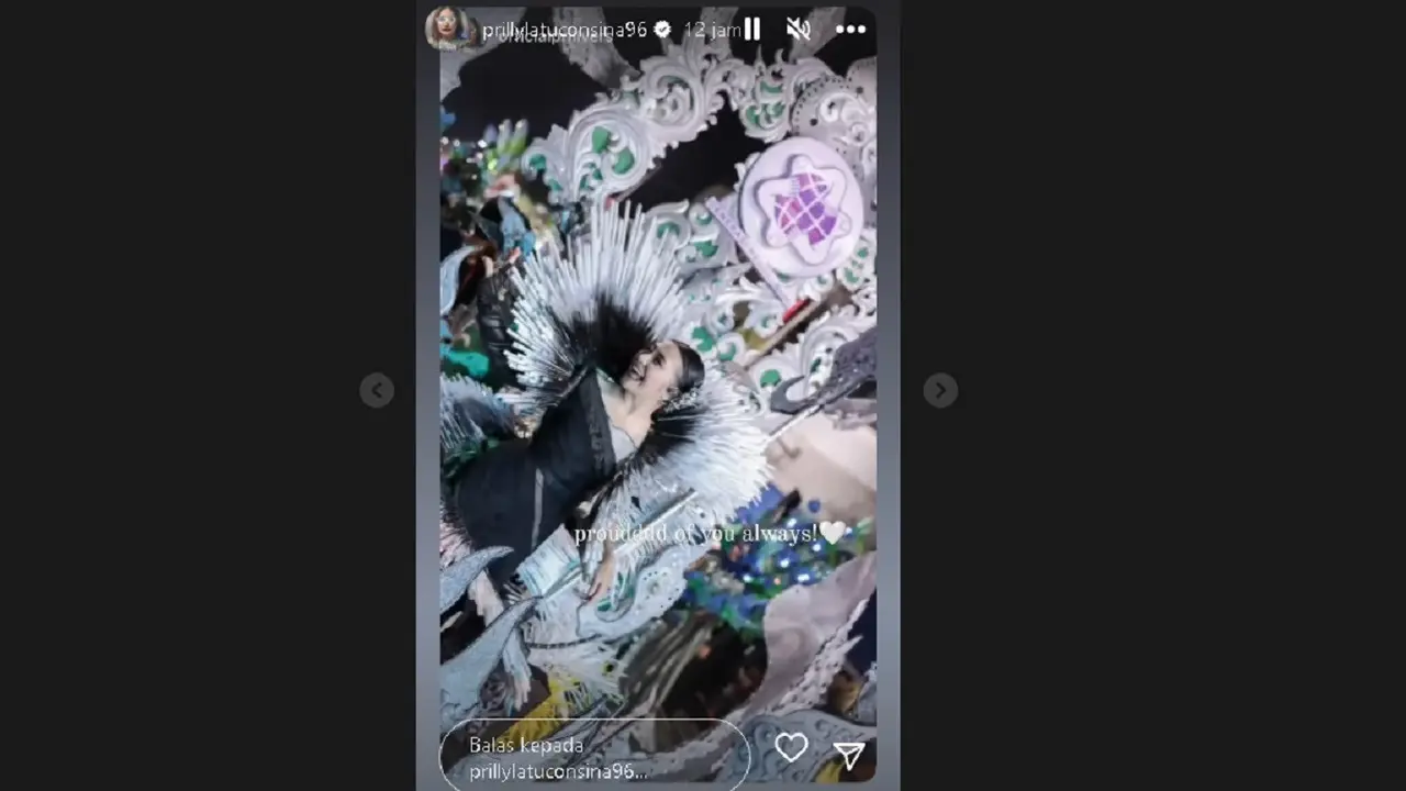 6 Potret Prilly Latuconsina Bebersih Lingkungan Usai Acara Jember ...