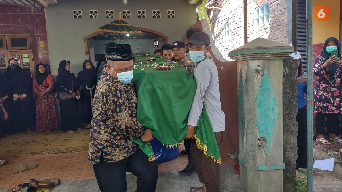 2,5 Tahun Tak Pulang, PMI Asal Sukoharjo Meninggal di Kamar Hotel di Vietnam - Regional Liputan6.com