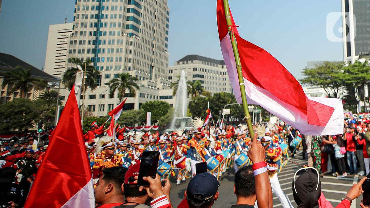 Kirab Bendera Merah Putih Usai, Lalu Lintas Kawasan Monas-Halim Kembali ...