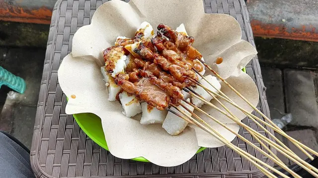 8 Rekomendasi Tempat Makan Sate Ayam di Ponorogo 2025 yang Wajib Dicoba