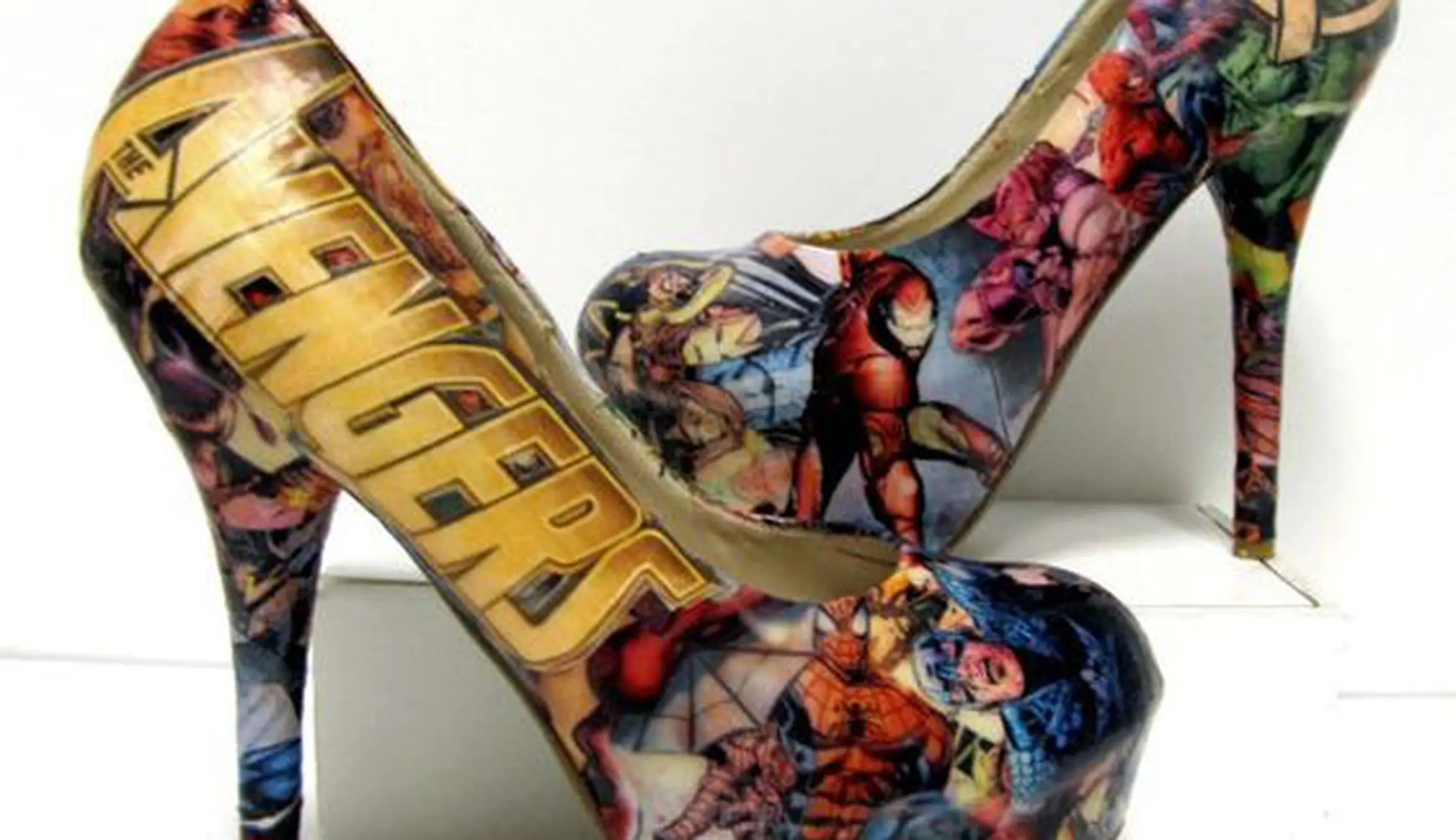 Yuk Tampil Beda dan Stunning Dengan Koleksi Sepatu Komik Ini - Photo ...