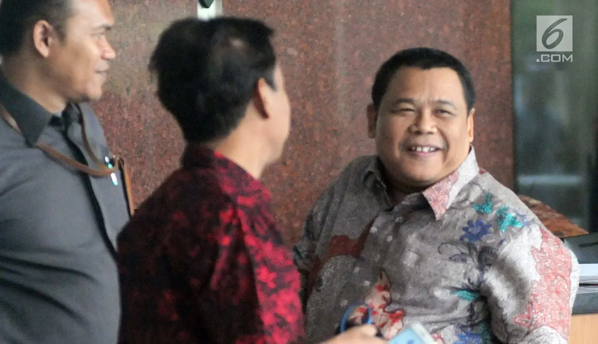 FOTO: Anggota DPR Fathan Subchi Jalani Pemeriksaan KPK - Foto Liputan6.com