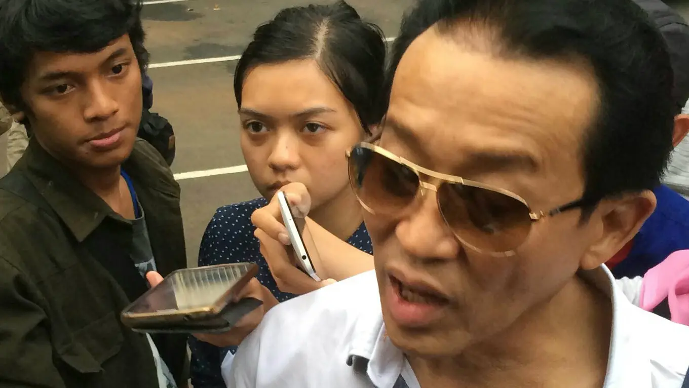 Ini Alasannya Kenapa Ayah Mirna Yakin Jessica Penabur Sianida