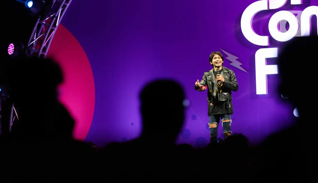 Indra Frimawan Ramaikan Hari Pertama JICOMFEST 2023 - Foto Liputan6.com