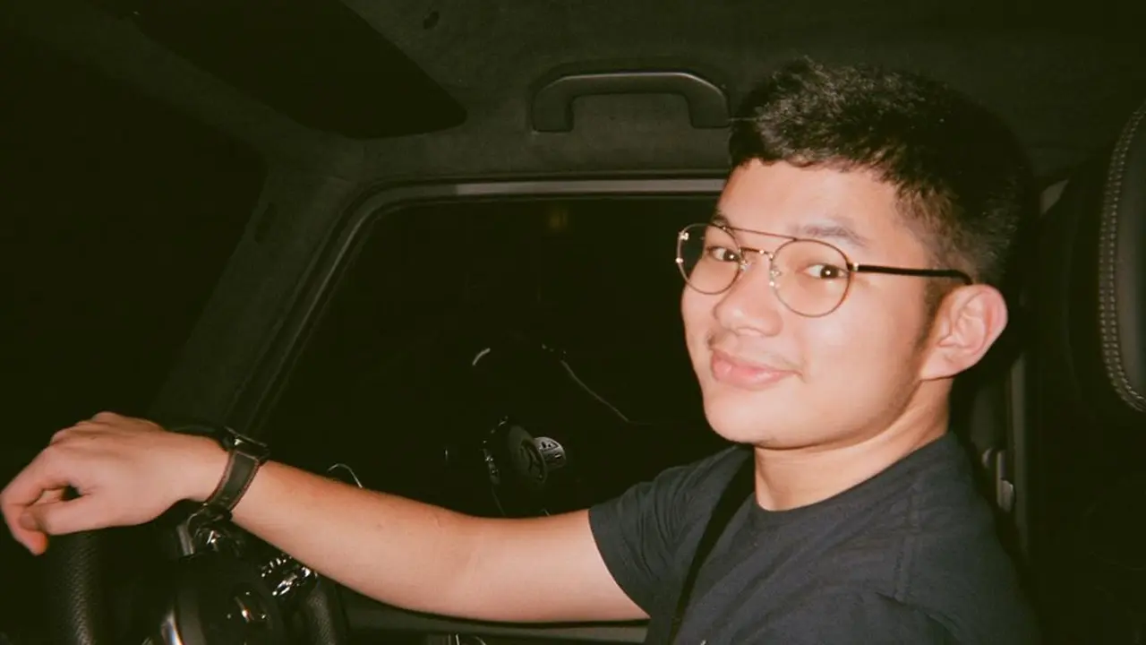 6 Potret Sultan Sapta, Pria yang Dikabarkan Kekasih Baru Aaliyah ...