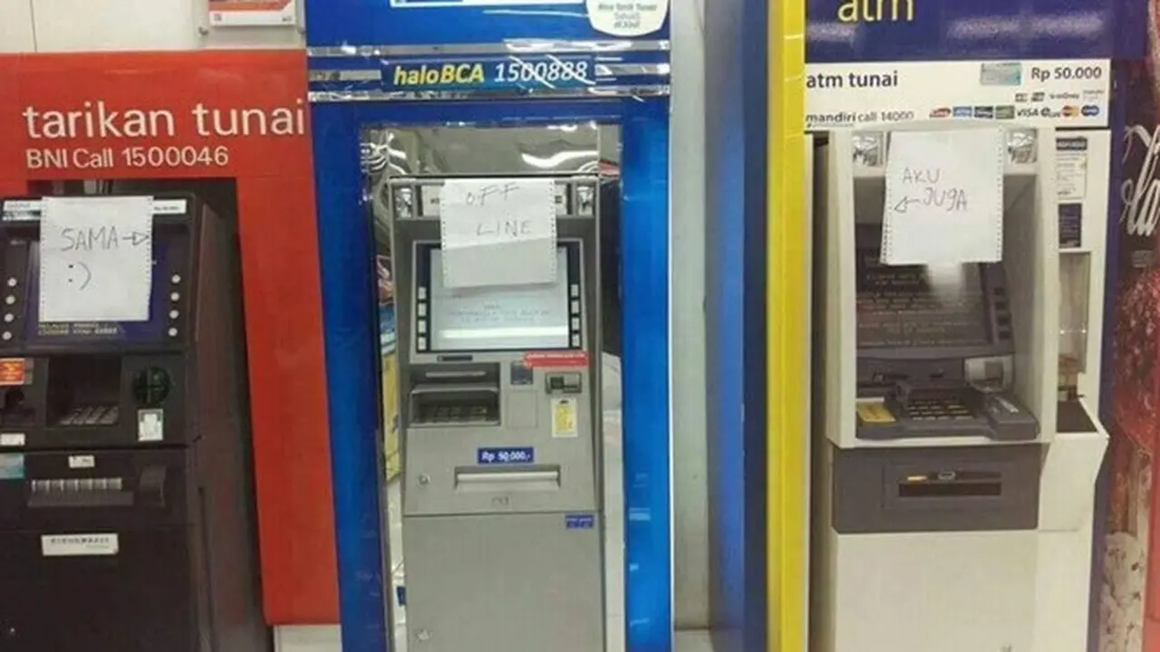 6 Tulisan di ATM Rusak Ini Bikin Geleng Kepala - Hot Liputan6.com