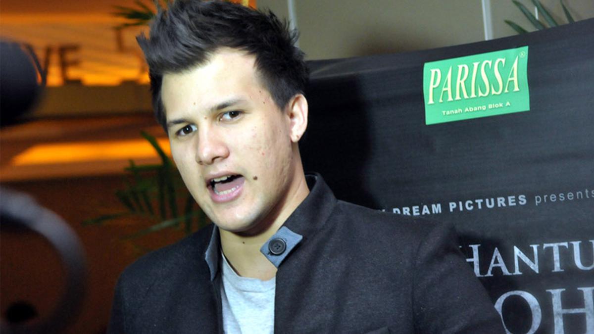 Ini Curhat Stuart Collin Unggah Foto Risty Tagor Hamil Besar - ShowBiz ...