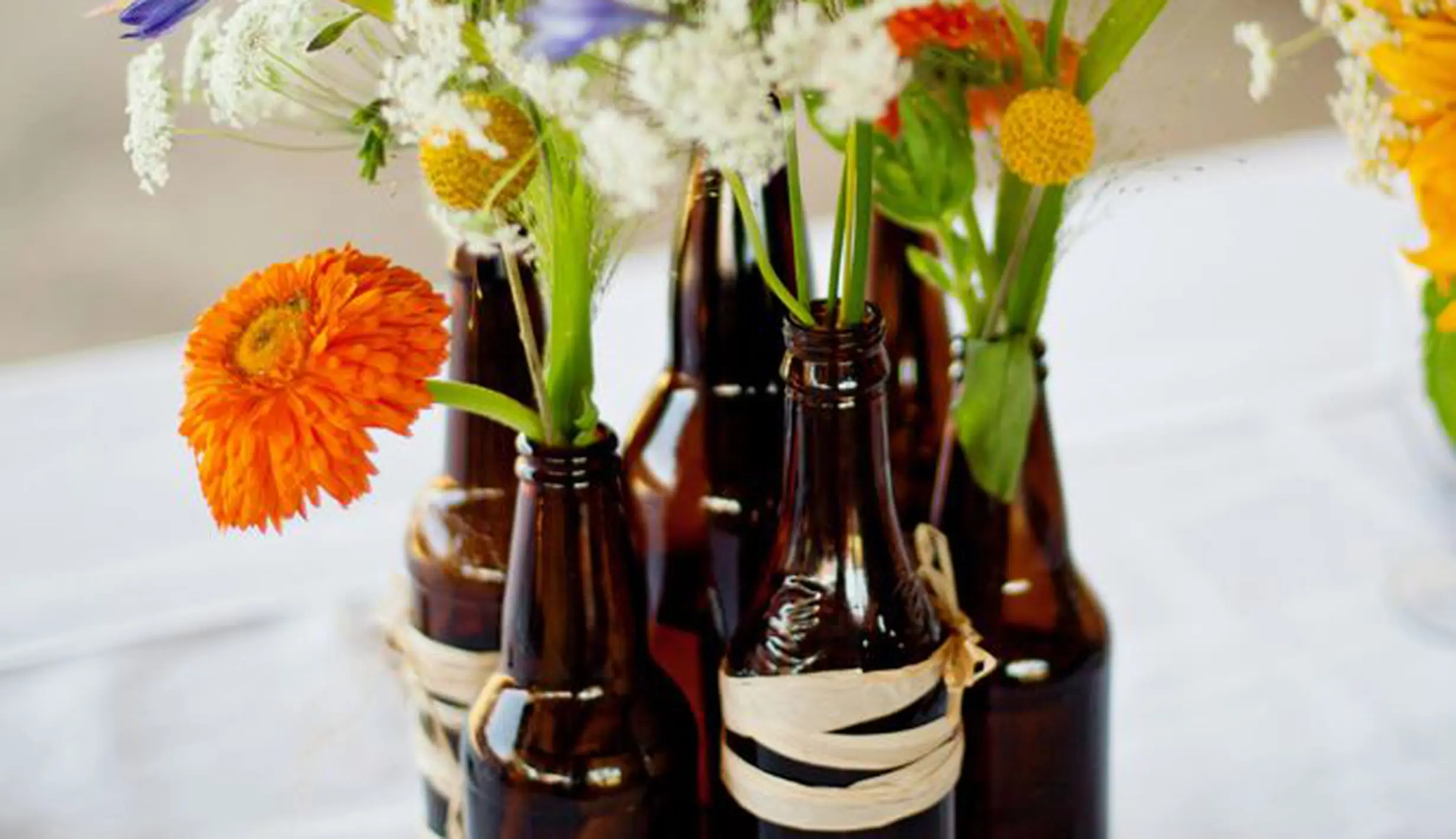 8 Ide Menata Bunga Bak Profesional Agar Terlihat Indah di Meja - Photo ...