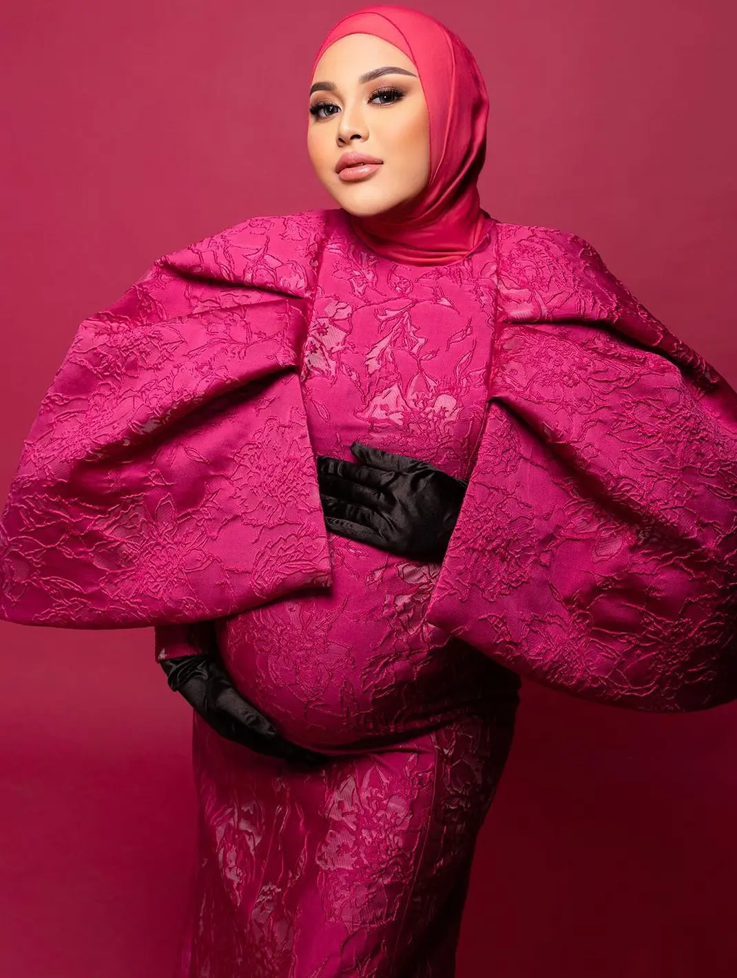 Aurel Hermansyah Rilis Maternity Shoot Terbaru, Auranya Disebut Makin ...