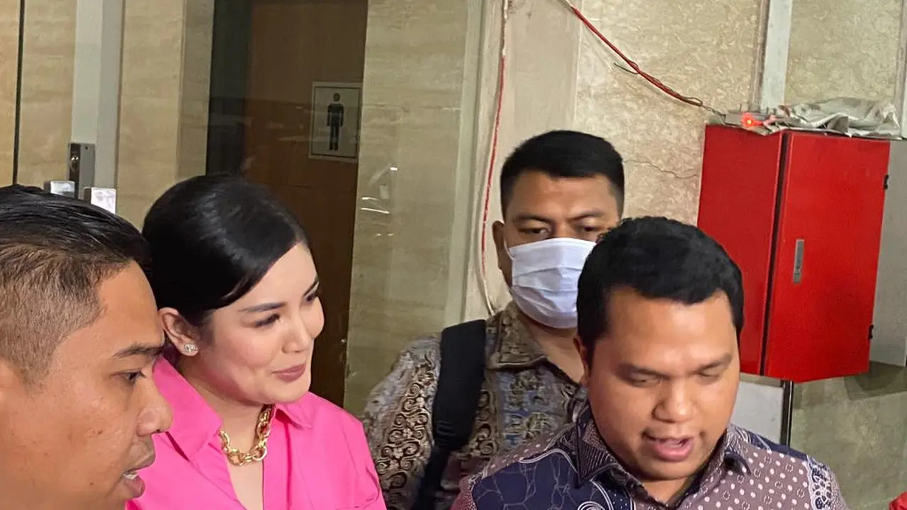 Nindy Ayunda Diperiksa 8 Jam Terkait Kasus Dito Mahendra, Penyidik ...