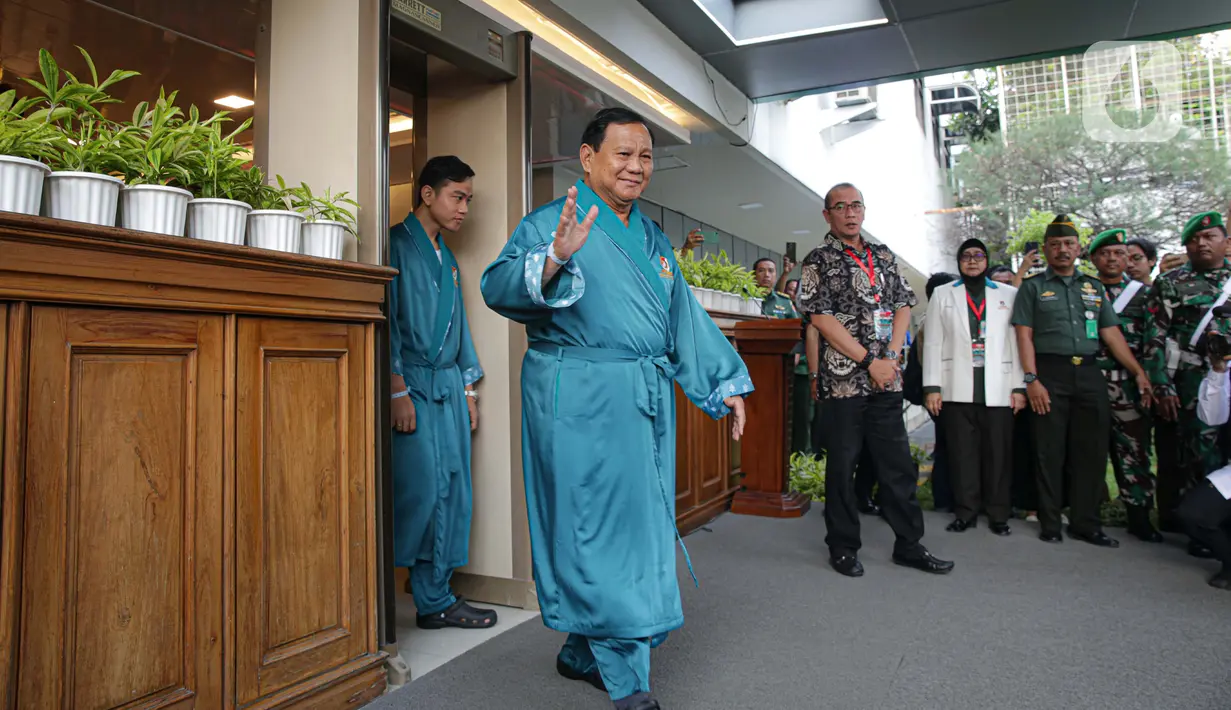 Prabowo - Gibran Jalani Pemeriksaan Kesehatan Capres-Cawapres di RSPAD ...