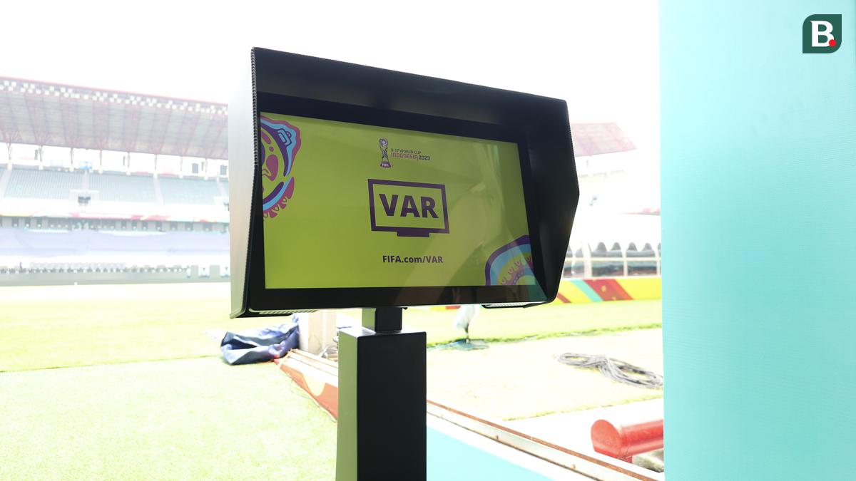 Mengintip Isi Ruangan VAR di Stadion Gelora Bung Tomo untuk Piala Dunia ...