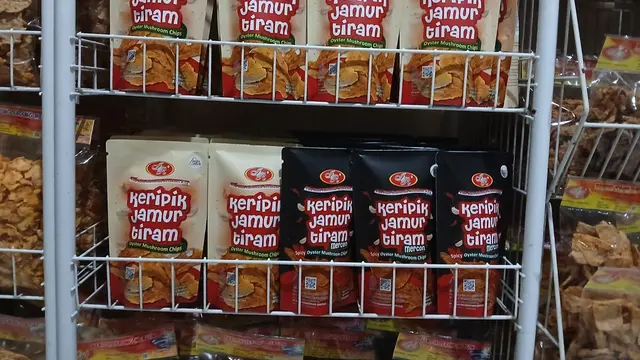 Berawal dari Bayam yang Tumbuh di Depan Rumah, IR Snack Sukses Menjaga ...