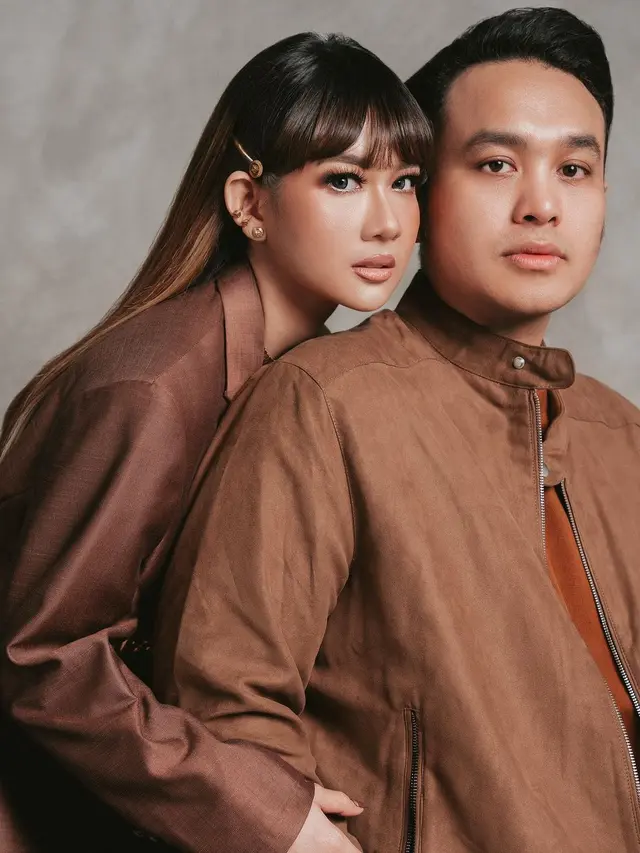 Gilang Dirga Beberkan Kondisi Terkini Istri, Diprediksi Bersalin Akhir ...