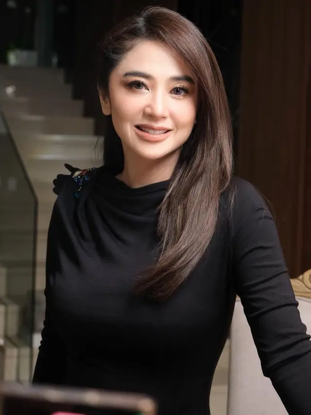 Dewi Perssik Dituding Mandul hingga Pernah Aborsi, Pihak Keluarga ...