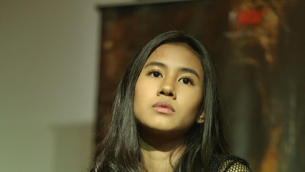 Main Film Horor, Shenina Cinnamon Minta Tips dari Jefri Nichol ...