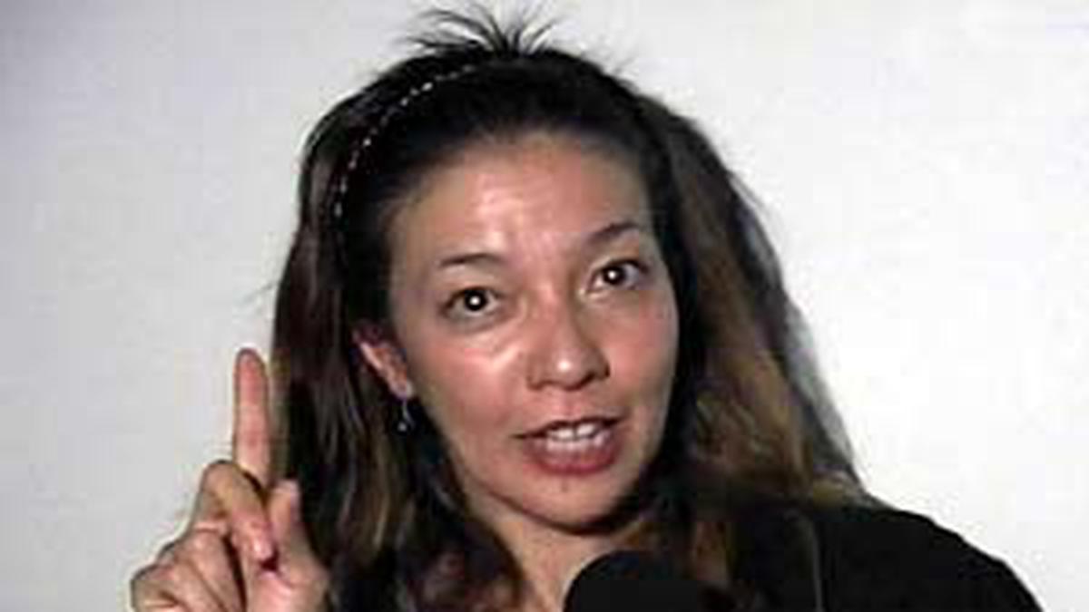 Logo Baru SCTV di Mata Vicky Burki - ShowBiz Liputan6.com