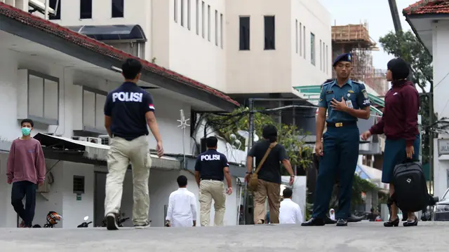 TNI AL: Bukan Meledak, Chamber di RSAL Mintohardjo Terbakar - News ...