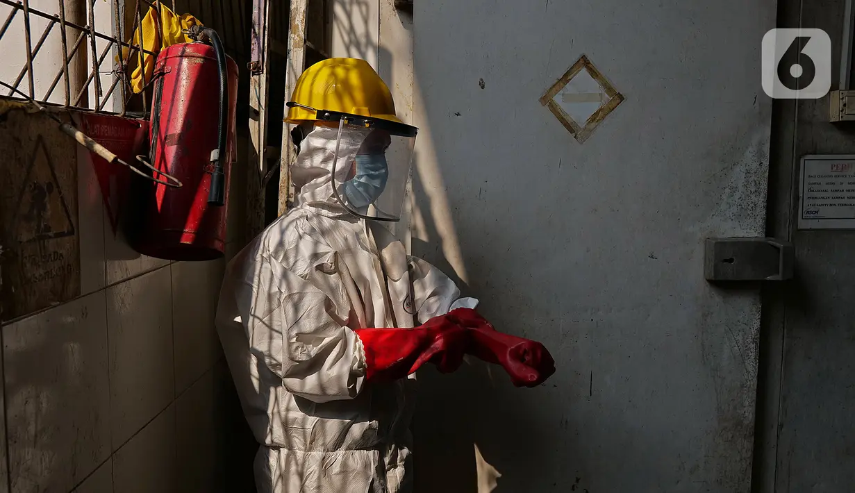 FOTO: Begini Proses Pemusnahan Limbah Medis di RSCM - Foto Liputan6.com