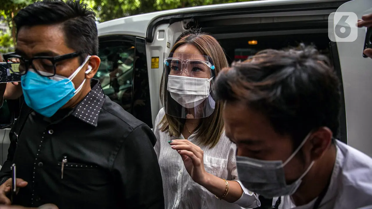 Kronologi Kasus Video Syur Gisel: Awalnya Viral dan Klarifikasi, Lalu Jadi Saksi, Kini Tersangka ...