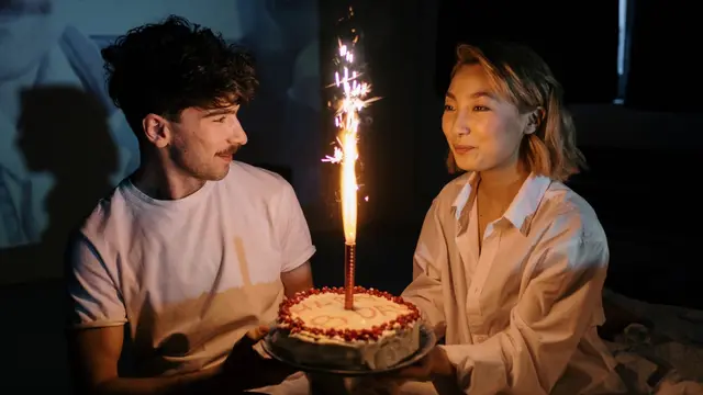 35 Contoh Ucapan Ultah untuk Pacar - Ragam Bola.com