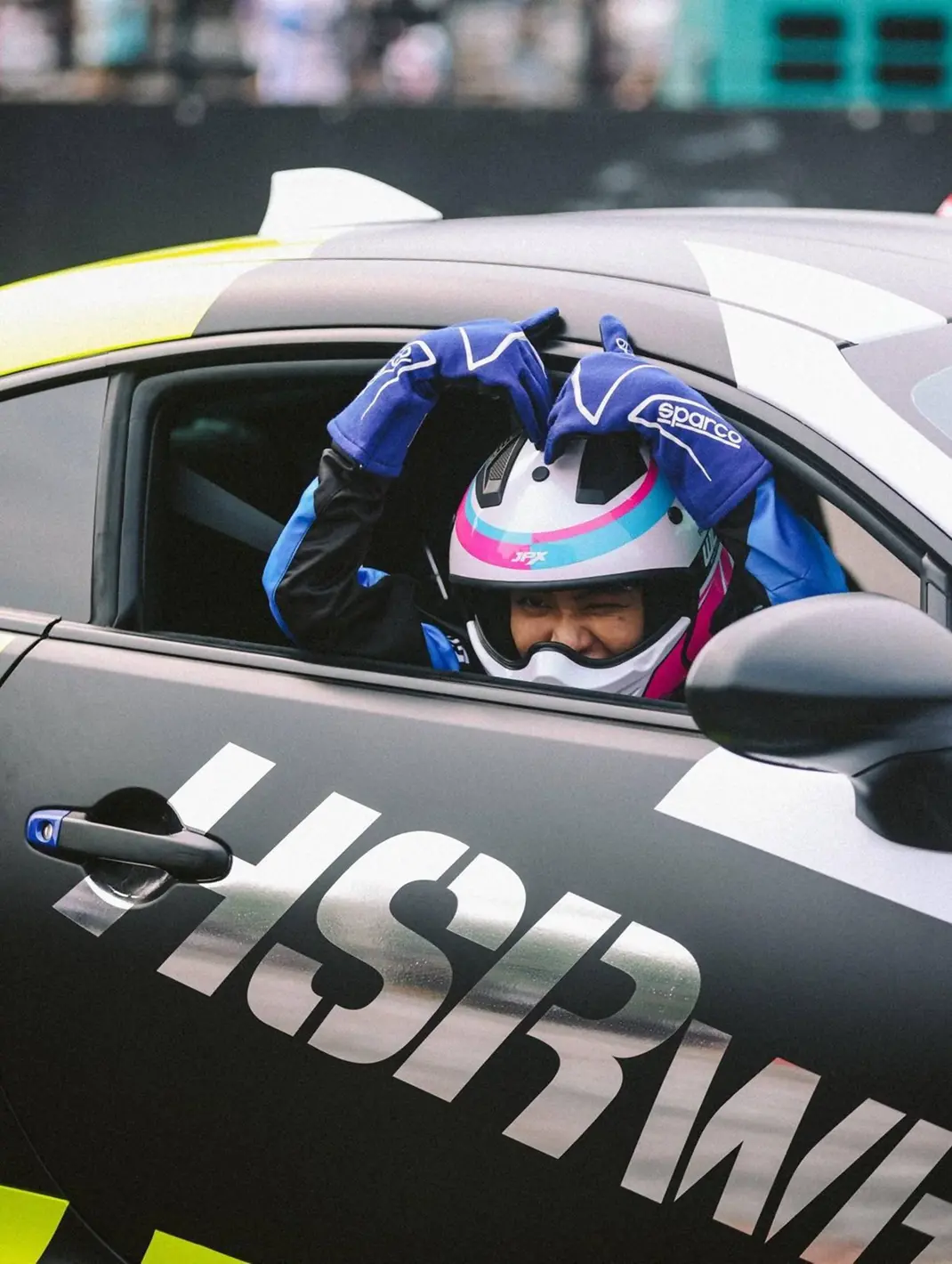 Kini Geluti Dunia Drift, Ini Gaya Rachel Florencia Saat di Siskuit ...