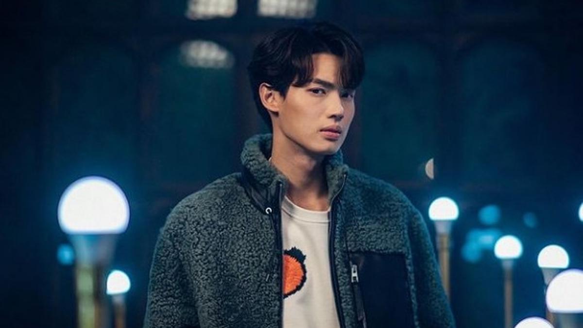 Win Metawin, Aktor F4 Thailand: Boys Over Flowers Pernah Sekolah di ...