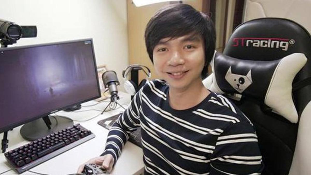 Gamer Sekaligus Youtuber MiawAug, Beda Dari yang Lain - Lifestyle ...