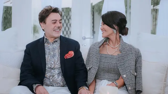 7 Potret Pesta Pernikahan Farah Quinn dan Charles Jost di Indonesia ...