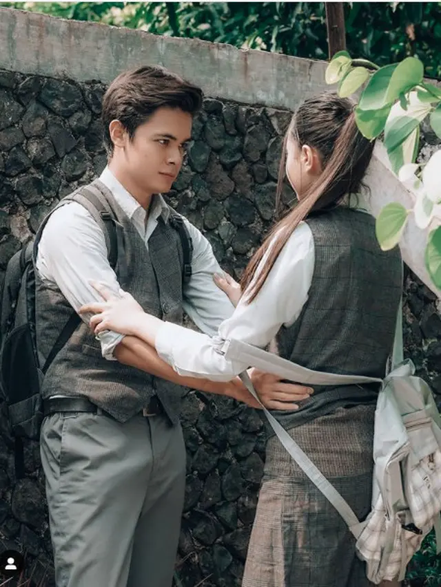 6 Potret Bryan Andrew Pemeran Si Ganteng Tristan di Lokasi Syuting Mega ...