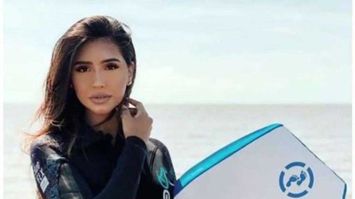 Sosok Perempuan Muslim yang Tak Pakai Bikini di Miss England 2019 ...