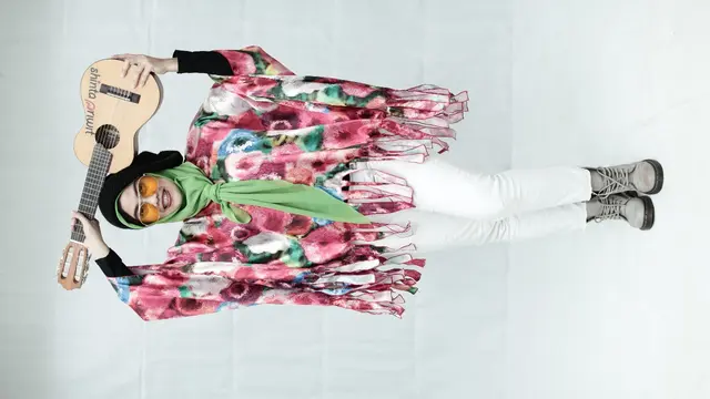 Ajak Masyarakat Tetap Optimistis, Shinta Priwit Rilis Single Senyumlah ...