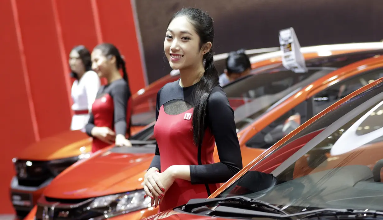 FOTO: Barisan SPG Cantik yang Jadi Daya Tarik di GIIAS 2019 - Ragam ...