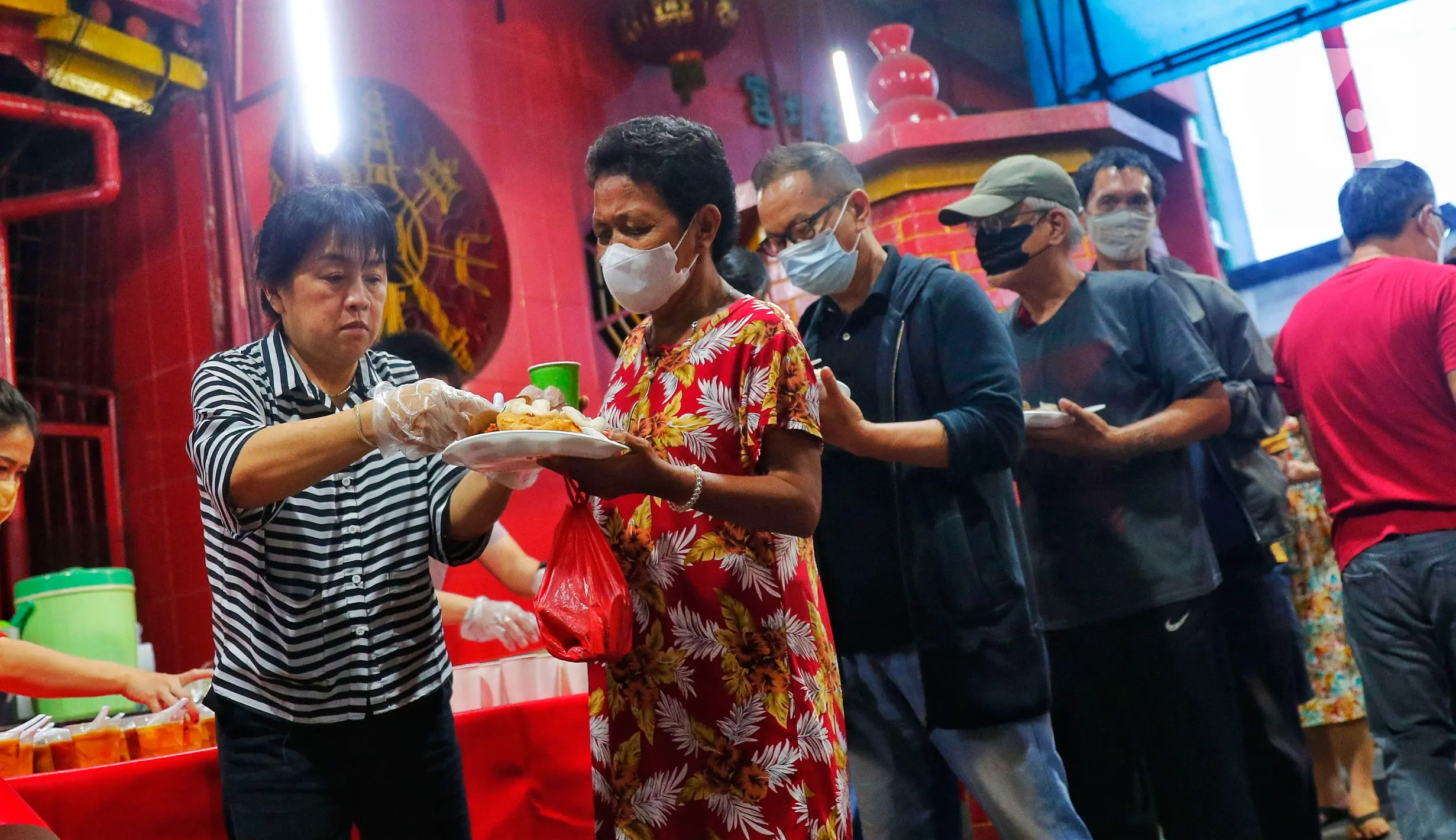 Pererat Persaudaraan dan Toleransi, Vihara Dharma Bhakti Petak Sembilan ...