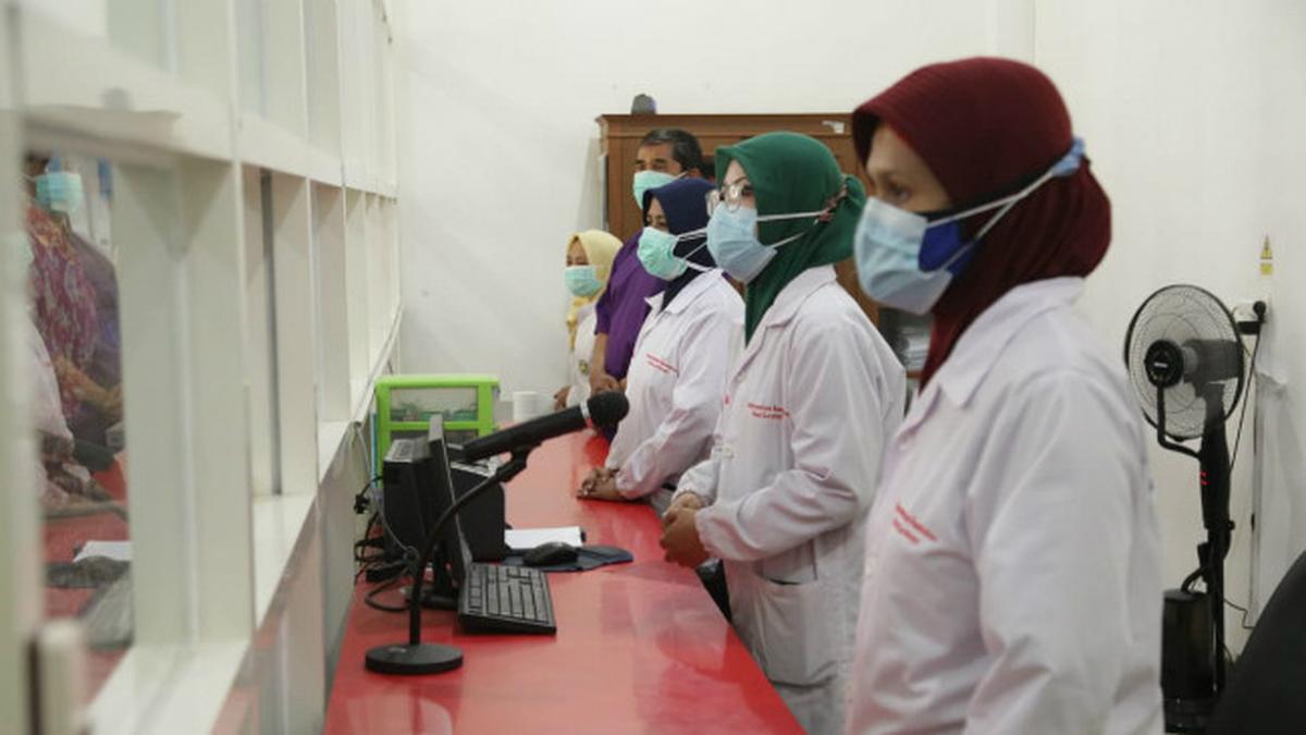 Debat Perdana Pilkada 2020, Er-Ji: Surabaya Satu-satunya Kota Punya Lab ...