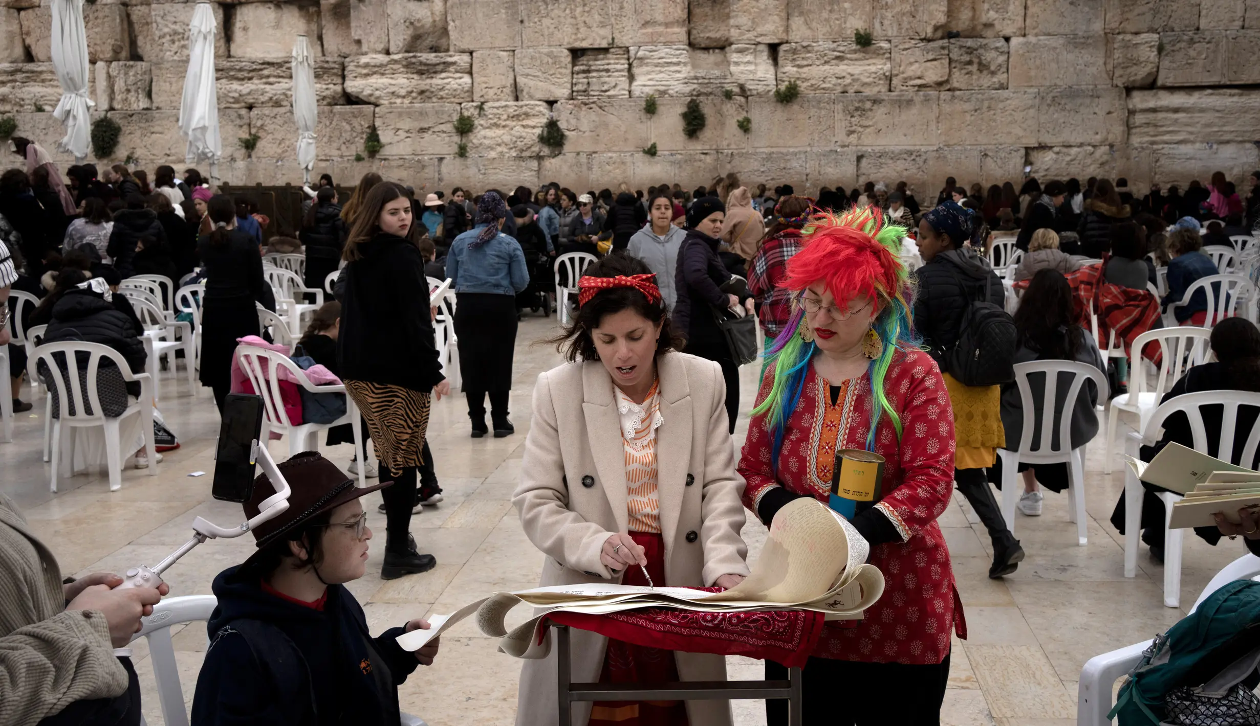 Hari Raya Purim, Perayaan Keselamatan Orang Yahudi dari Genosida di ...