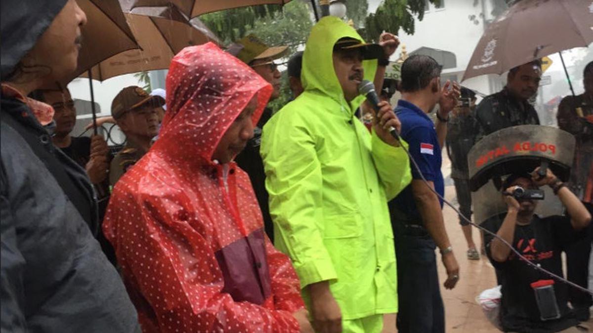 Pemprov Jatim Tetapkan Upah Minimum Sektoral di 3 Daerah - Bisnis ...
