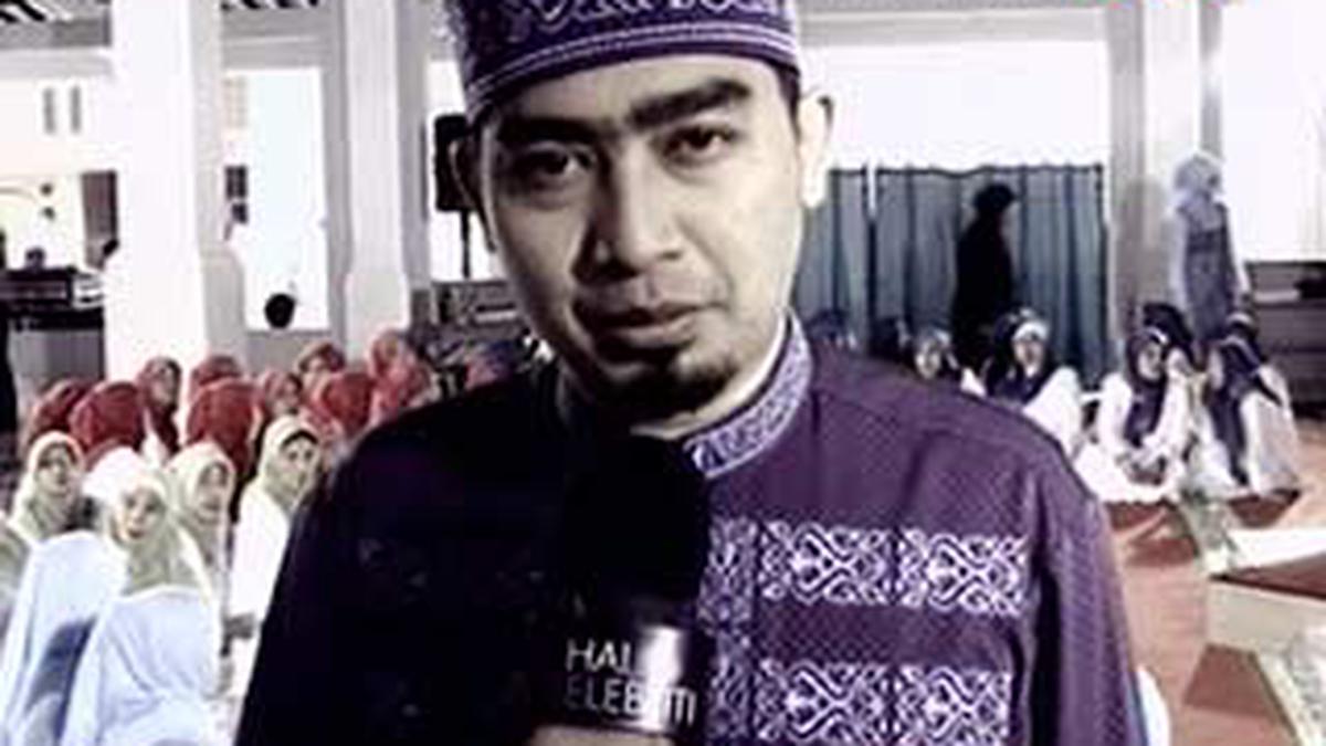 Ustaz Solmed Terharu Pernikahannya Live di SCTV