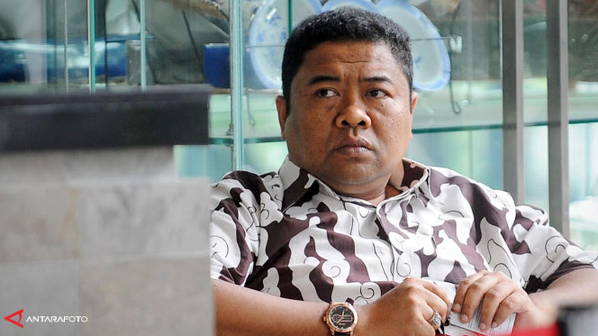 Pakai Seragam ke KPK, AKBP Tedy Rusmawan: Biar Keren Saja - News ...