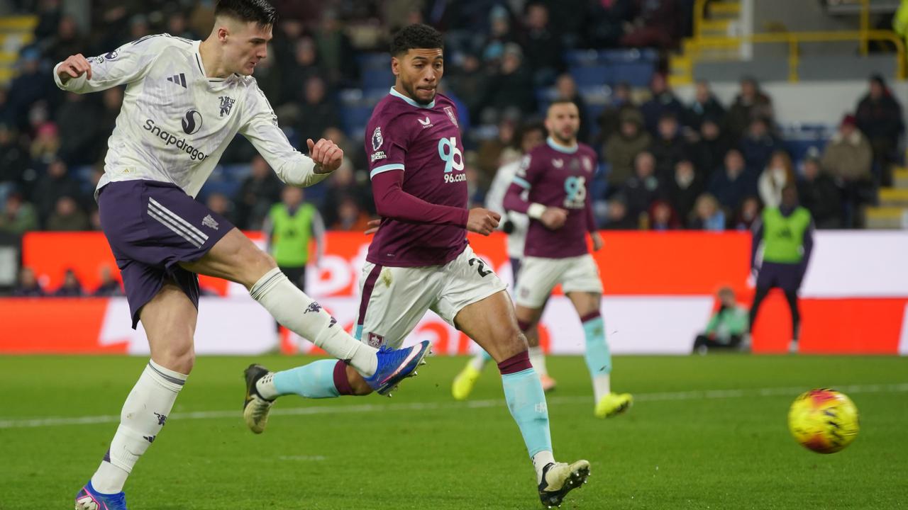 Burnley vs Man United: Debut Darren Fletcher Berujung Imbang di Turf Moor