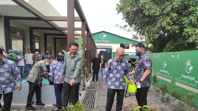 Sejarah Peradaban Baru, Bertobatlah dengan Mengurangi Sampah Plastik ...