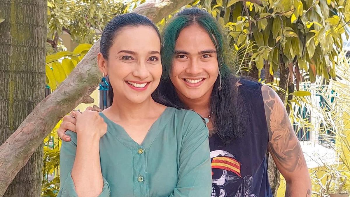 9 Potret Ganteng Anak Ferdy Element Renaga Tahier, Jadi Putra Shahnaz Haque di Sinetron PPT ...